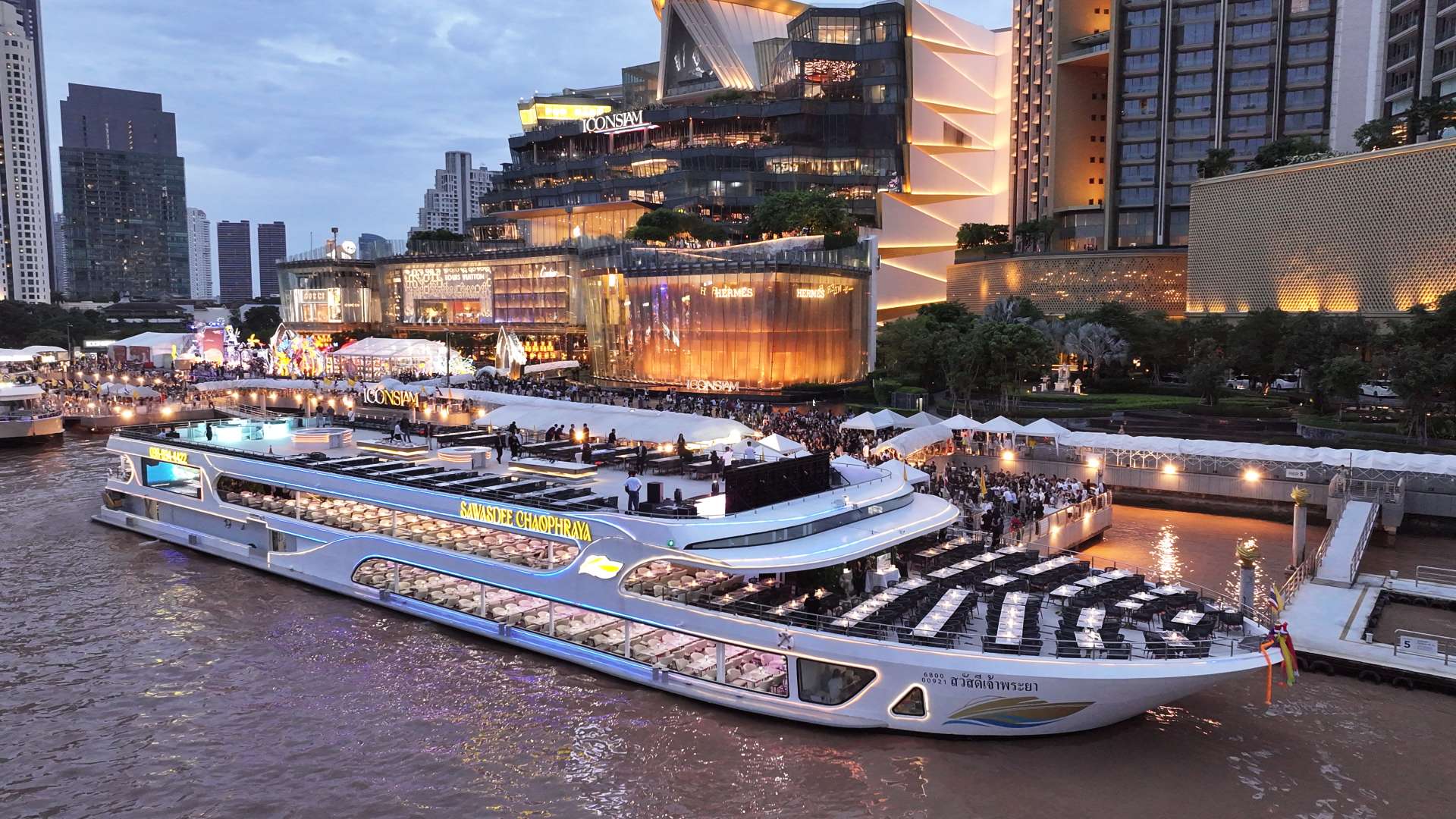 เรือสวัสดี เจ้าพระยา (ฺSawasdee Chaophraya Cruise) @ไอคอนสยาม บุฟเฟต์ไทย+ซีฟู๊ด ชมดนตรี รำไทย ...